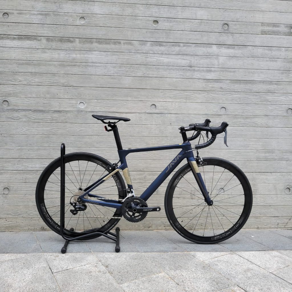 Merida REACTO 6000 105 DI2 碳纖維公路車 – 龍記單車